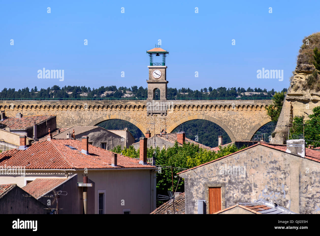 Saint-Chamas, village de Provence Bdr France 13 Stock Photo - Alamy