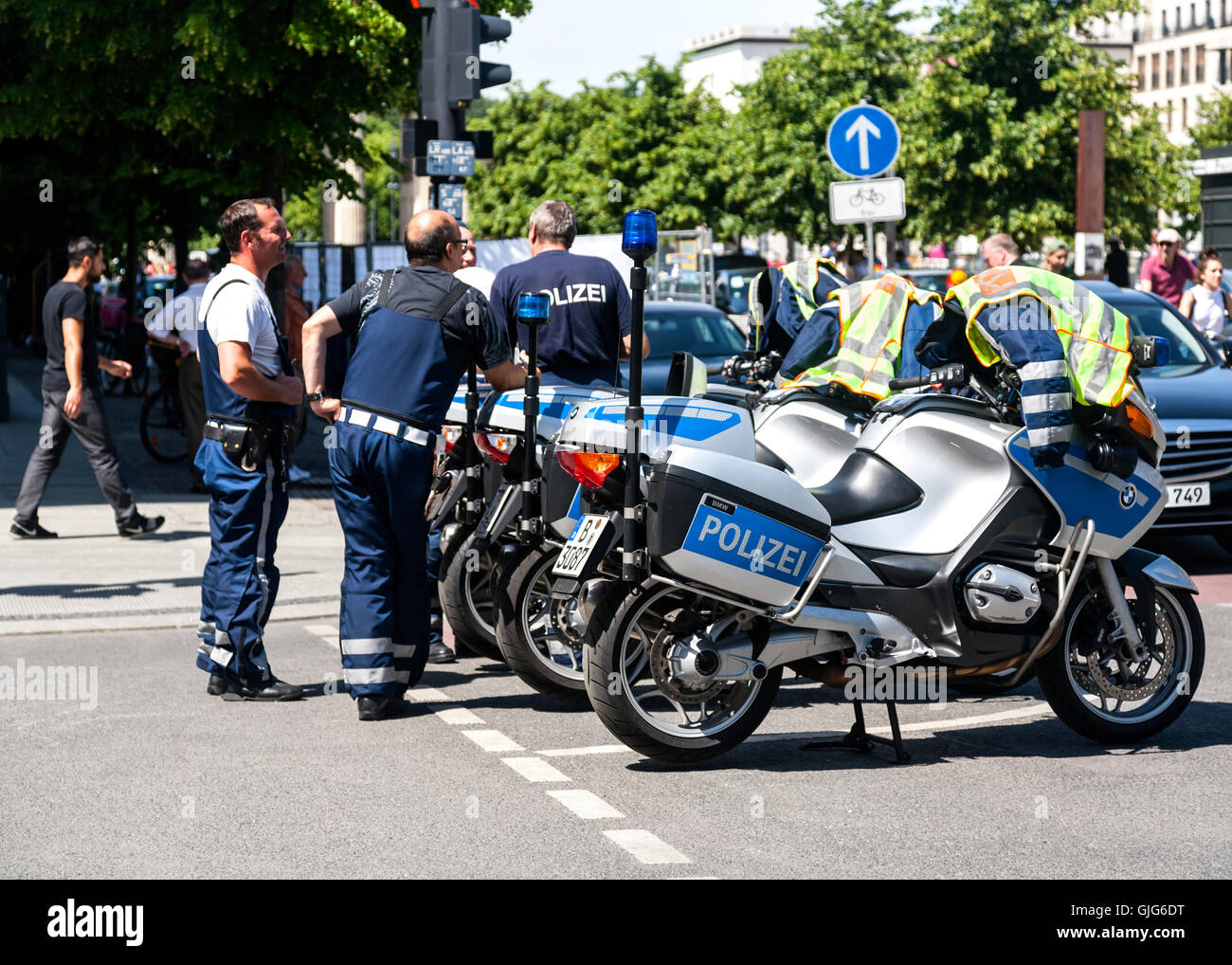 German police motorcycle hi-res stock photography and images - Alamy