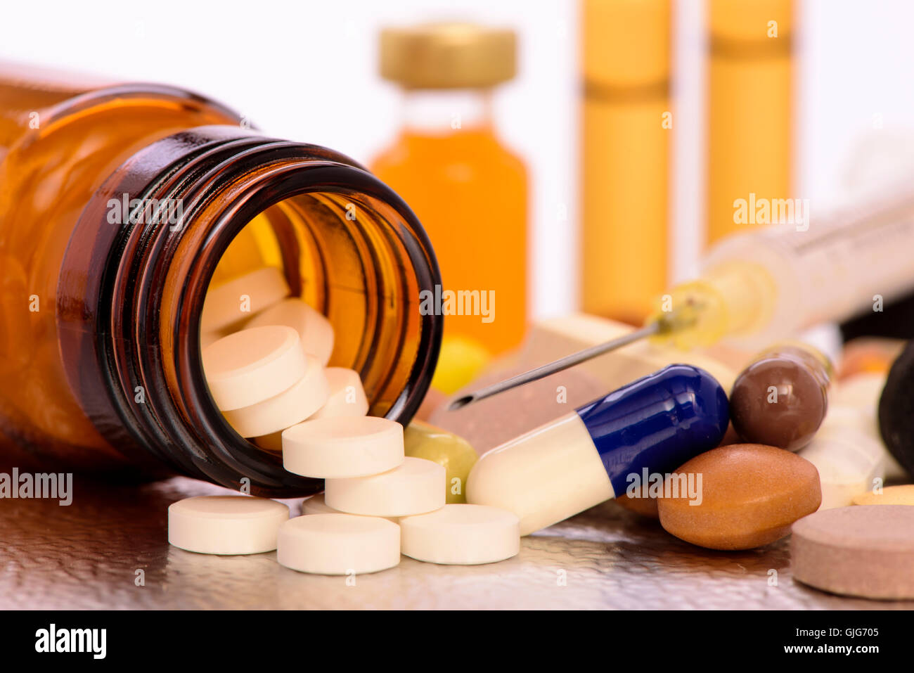 injection with syringe in medical laboratory Stock Photo - Alamy