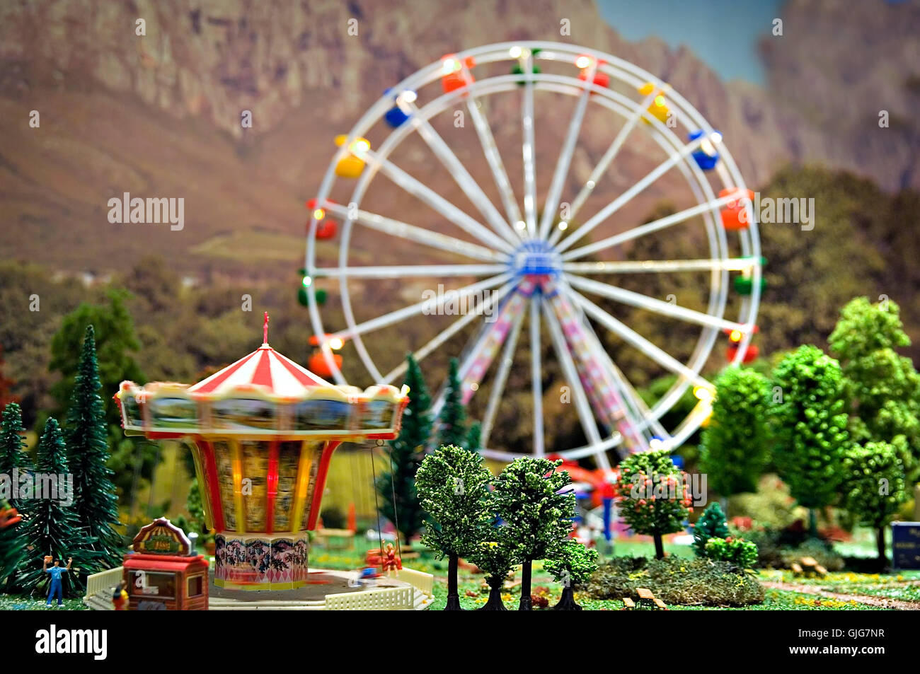 Miniature mountains hi-res stock photography and images - Alamy