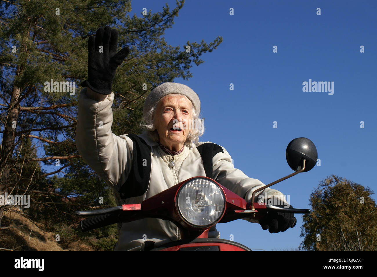 woman hand look Stock Photo - Alamy