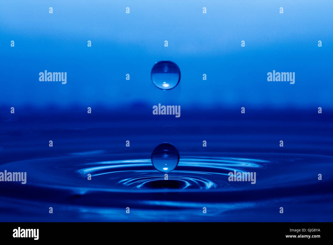 Impact element hi-res stock photography and images - Alamy