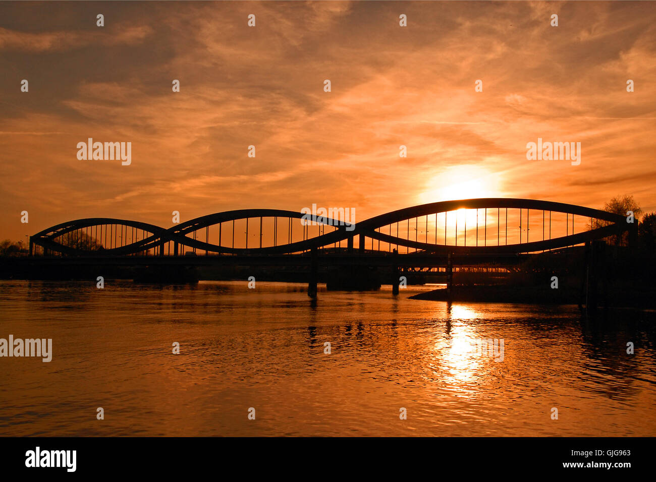Elbbrucke hi-res stock photography and images - Alamy
