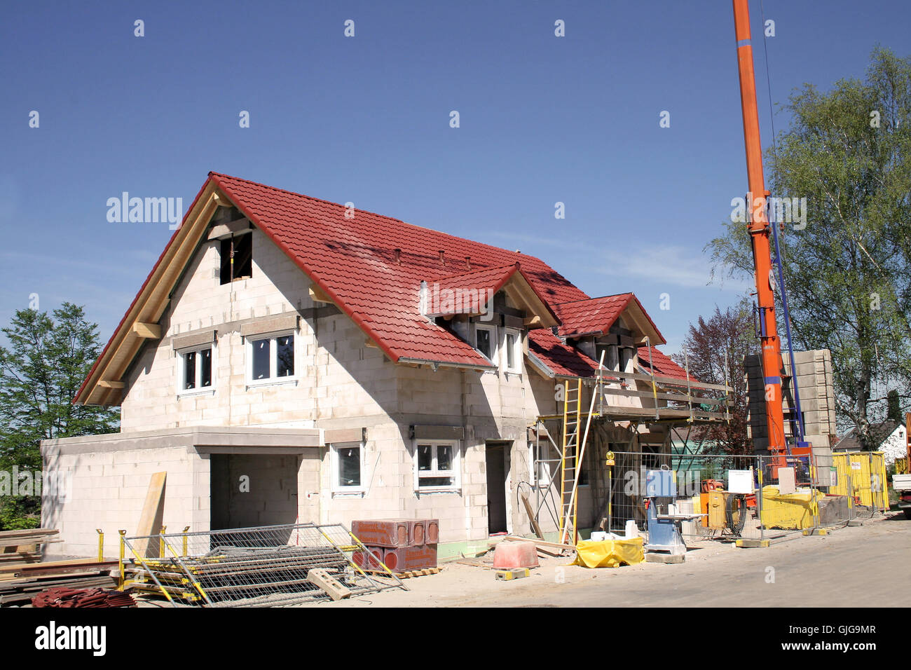 Shell buiding hi-res stock photography and images - Alamy