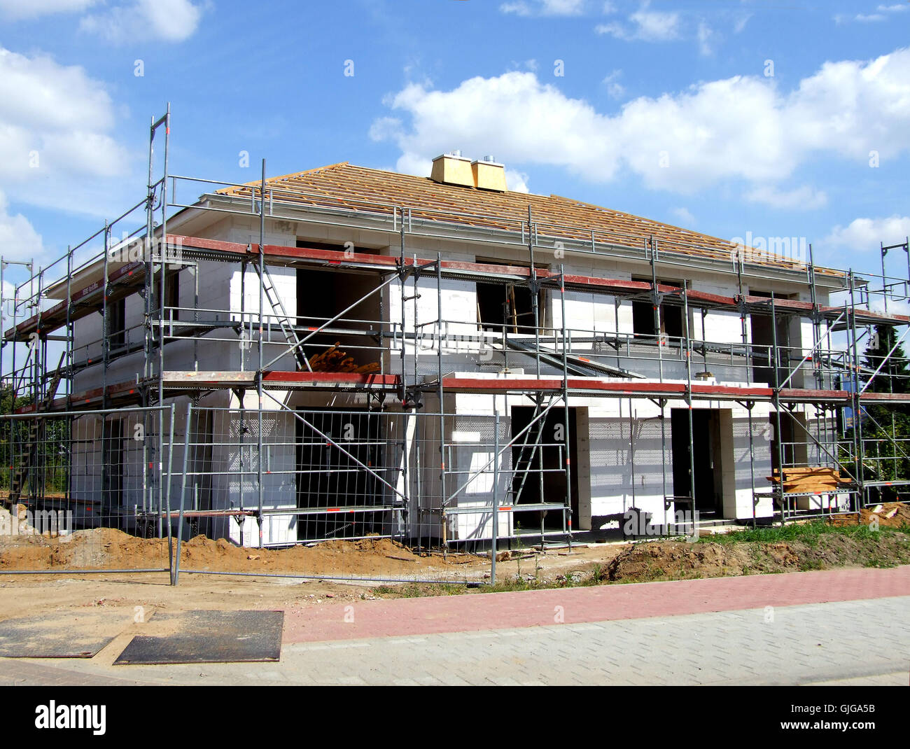 house building build Stock Photo - Alamy