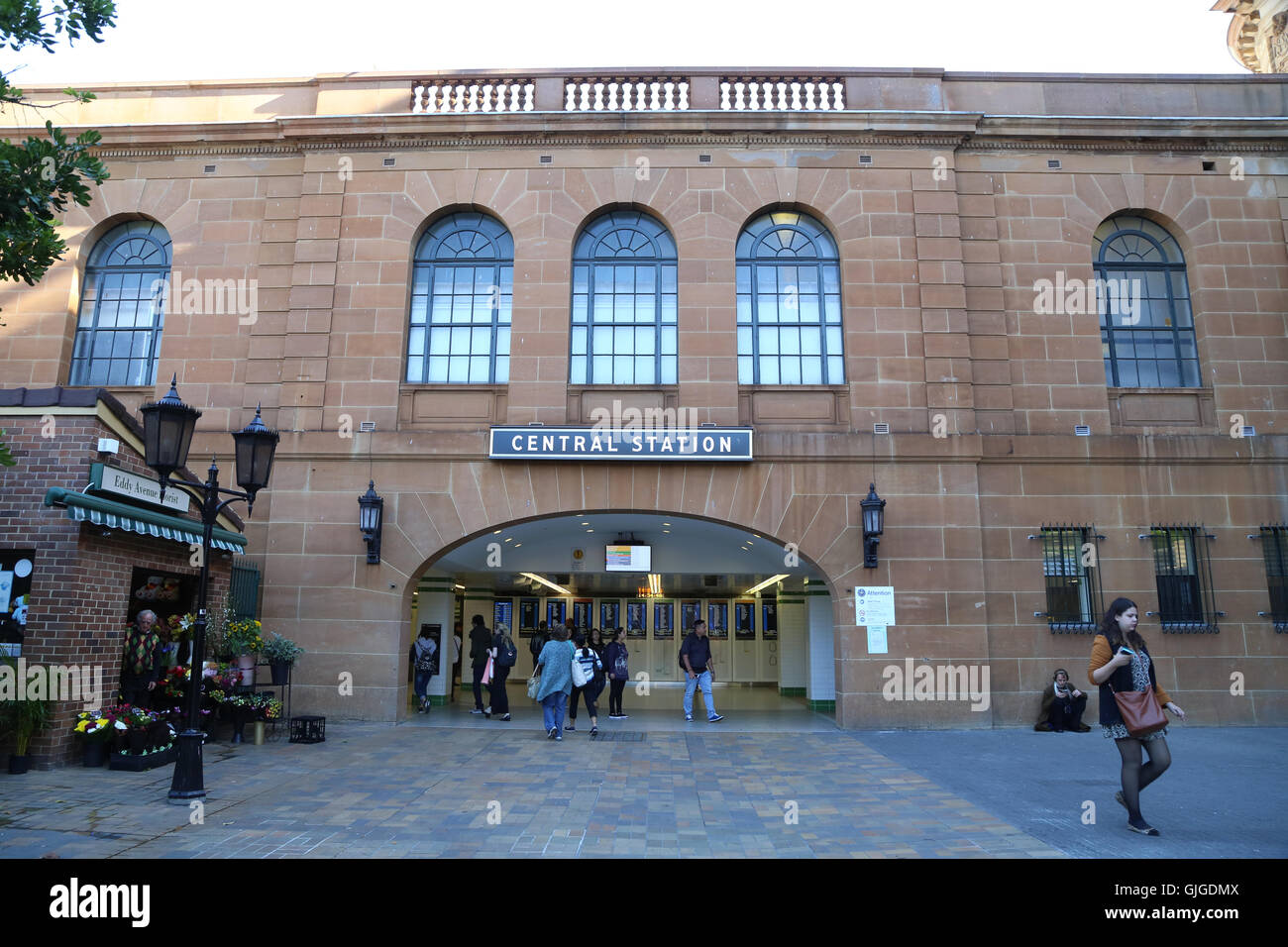 An entrance to Central Station, Sydney on Eddie Avenue Stock Photo - Alamy