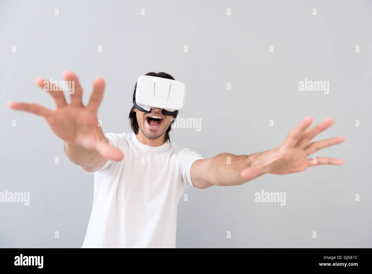 Reality virtual man hands hi-res stock photography and images - Alamy