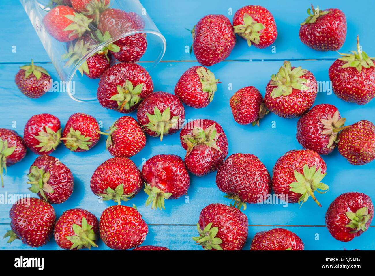 background from red fresh strawberries Stock Photo - Alamy