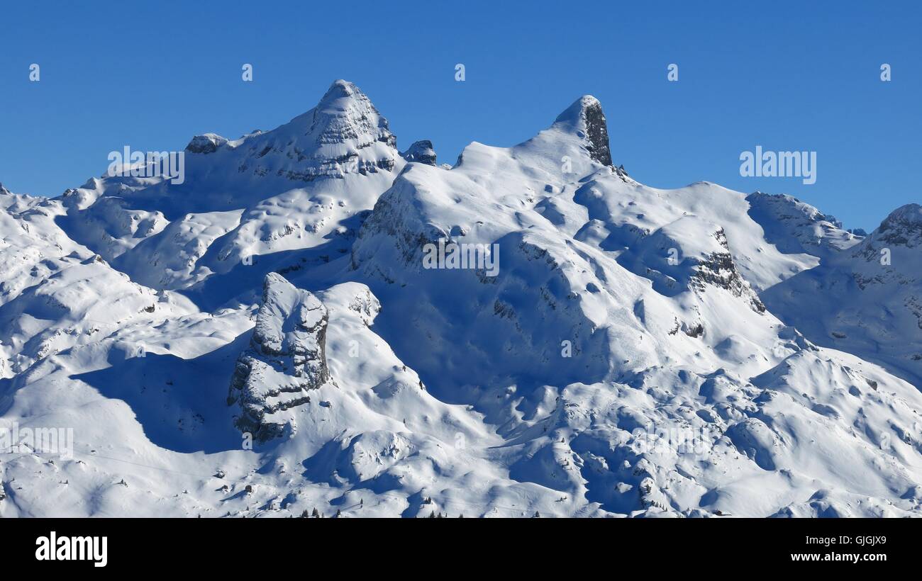 Winter scene in the Swiss Alps Stock Photo - Alamy