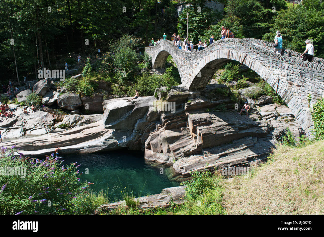 Lavertezzo, Switzerland: view of the Bridge of the Jumps, a double arch ...