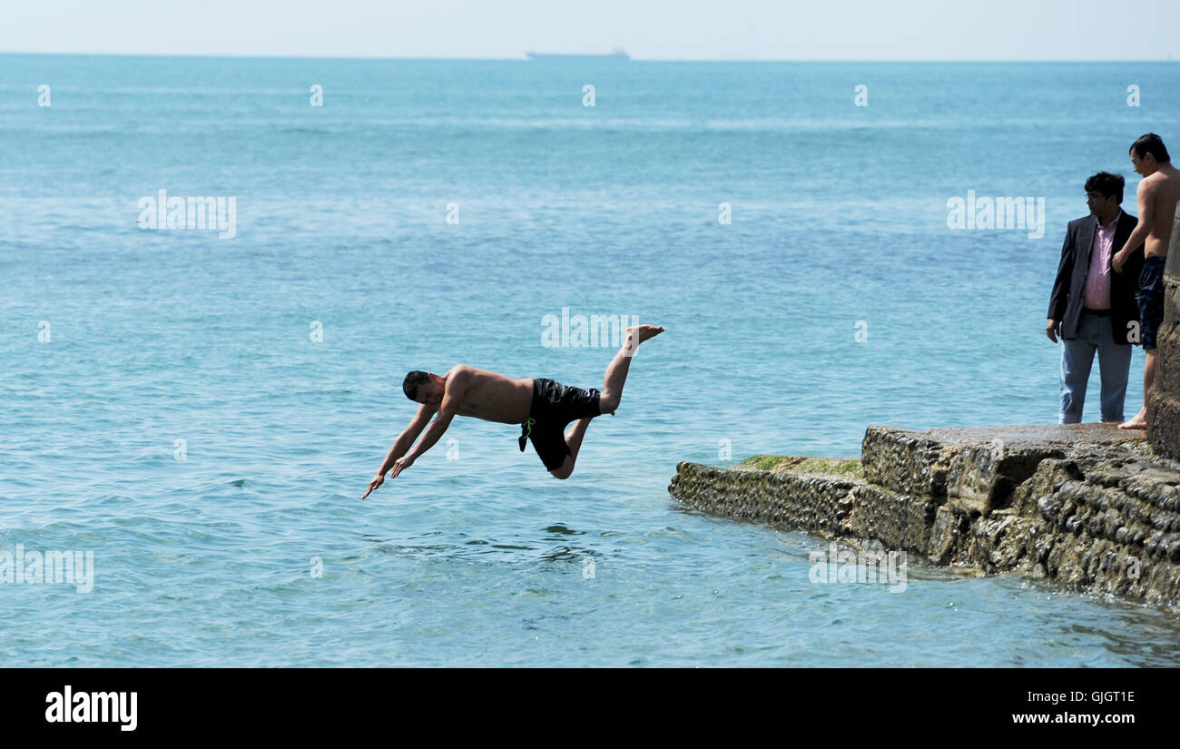 Diving dangers High Resolution Stock Photography and Images - Alamy