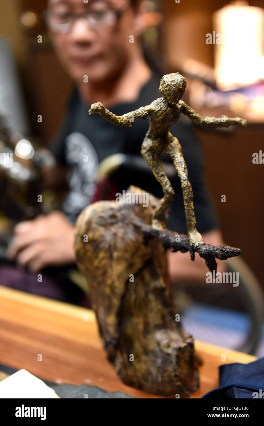 New Taipei's Taiwan. 16th Aug, 2016. Sculpture artist Lin Cheng-Fa ...