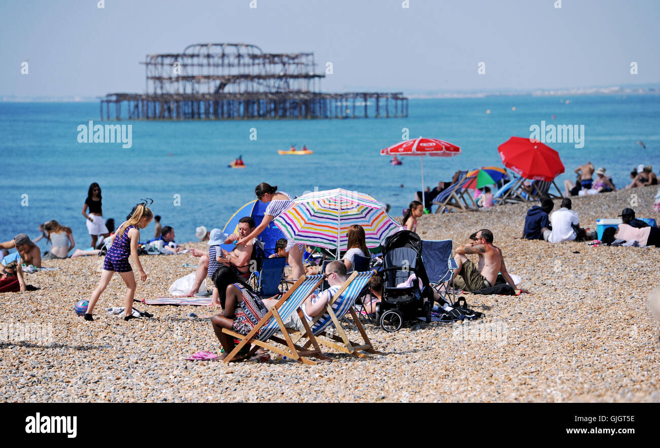 16th august 2016 uk weather hi-res stock photography and images - Alamy
