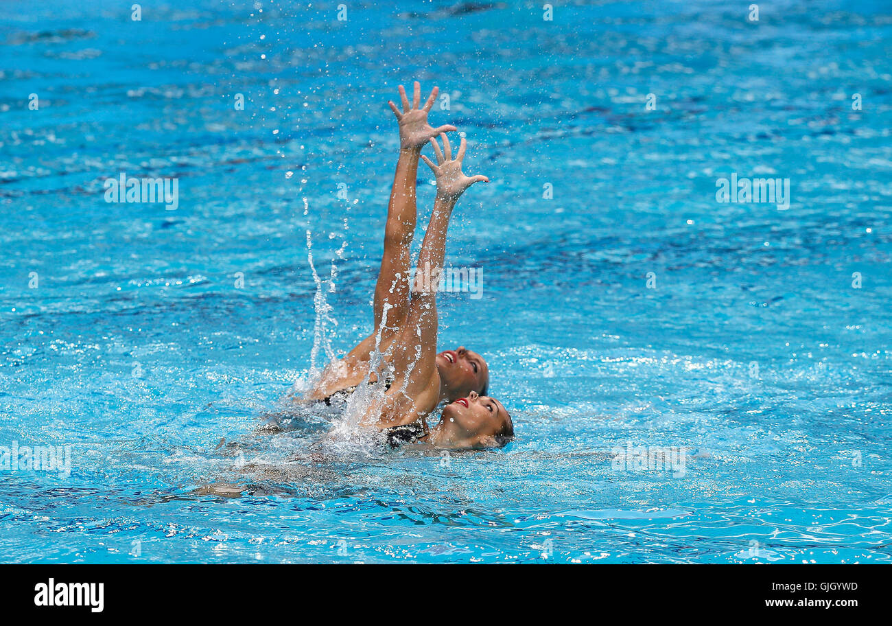 Synchronized swimming duet hi-res stock photography and images - Alamy