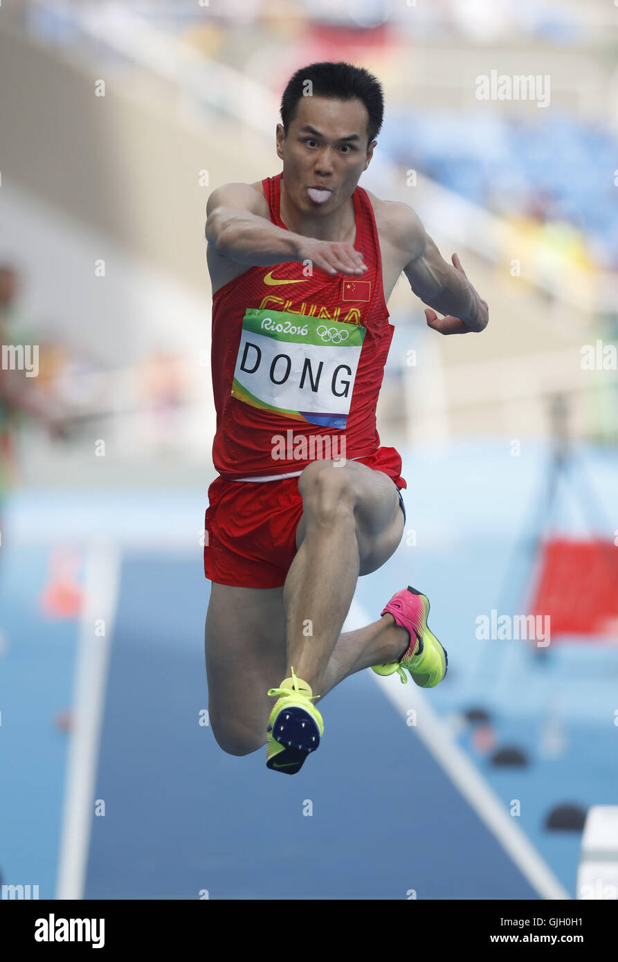 Rio De Janeiro, Brazil. 16th Aug, 2016. Dong Bin of China competes ...