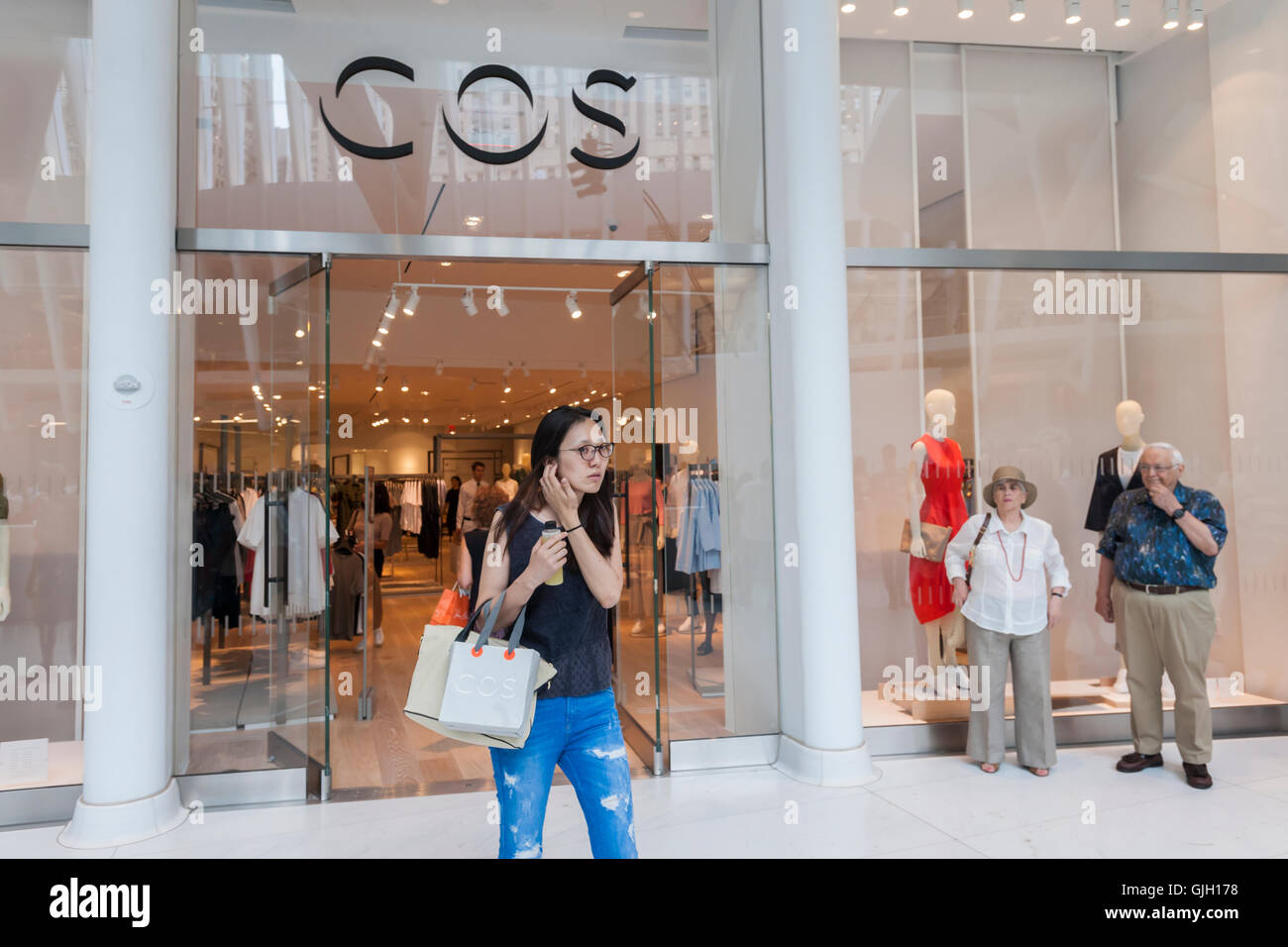 The Cos store in the World Trade Center Transportation Hub, known as ...