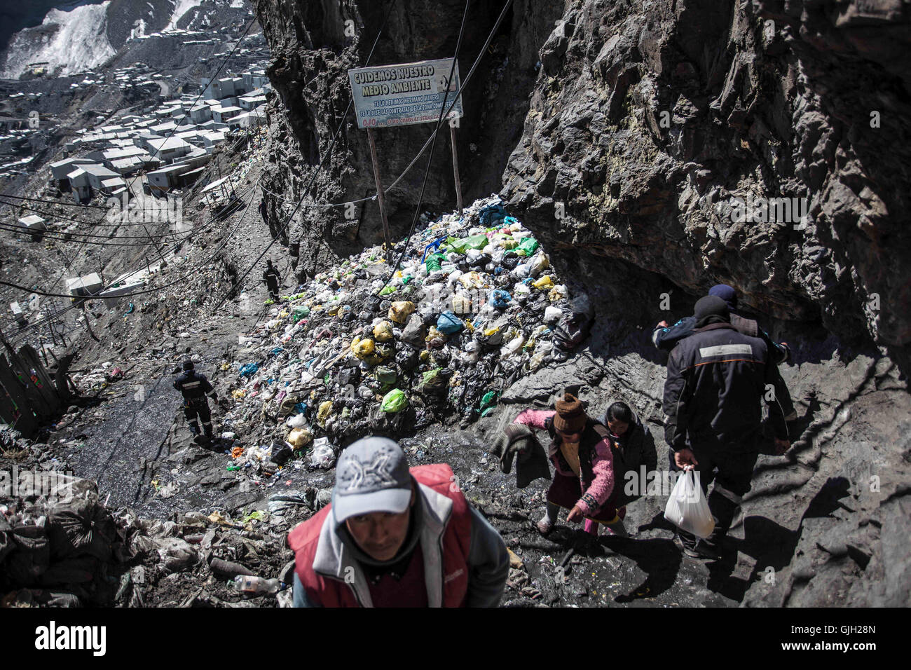 August 15, 2016 - Puno, PerÅ - La Rinconada is located in the Peruvian ...