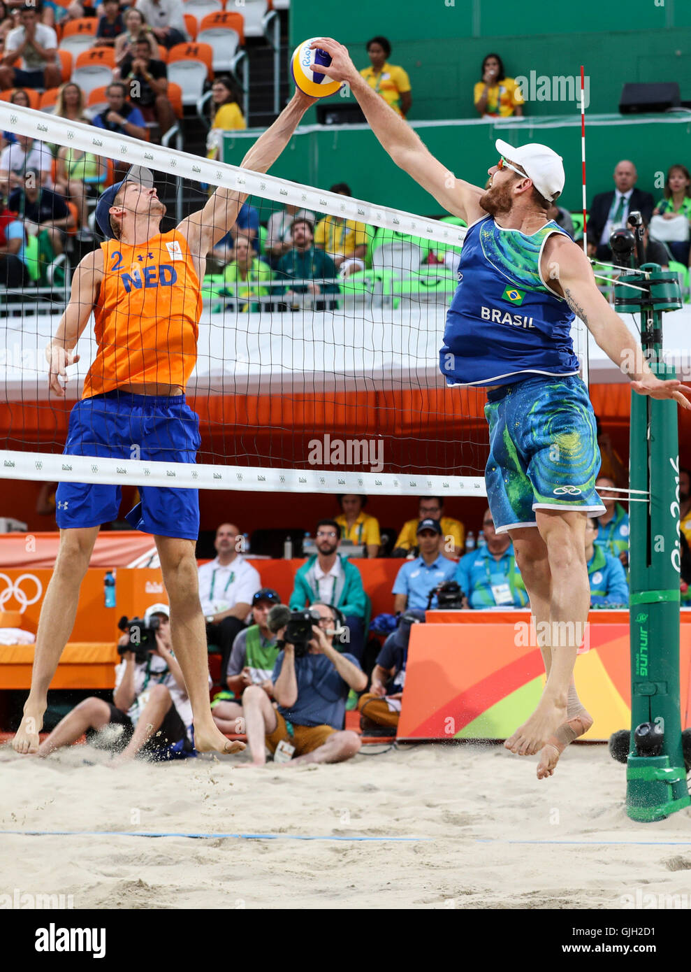 Rio de Janeiro, Brazil. 16th August, 2016. departure of Alisson and ...