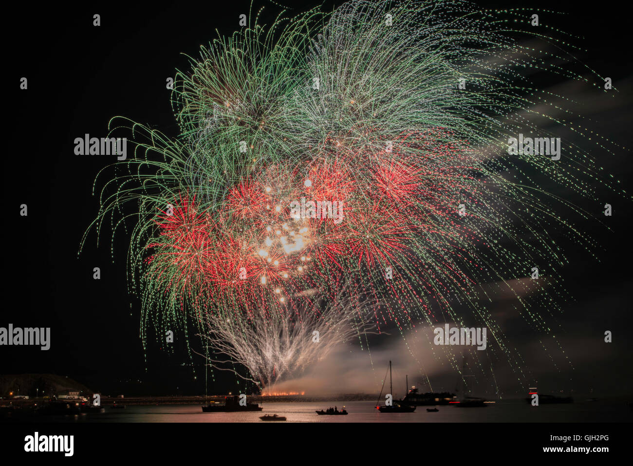 Firework display at British firework Championships in Plymouth, 2016 ...