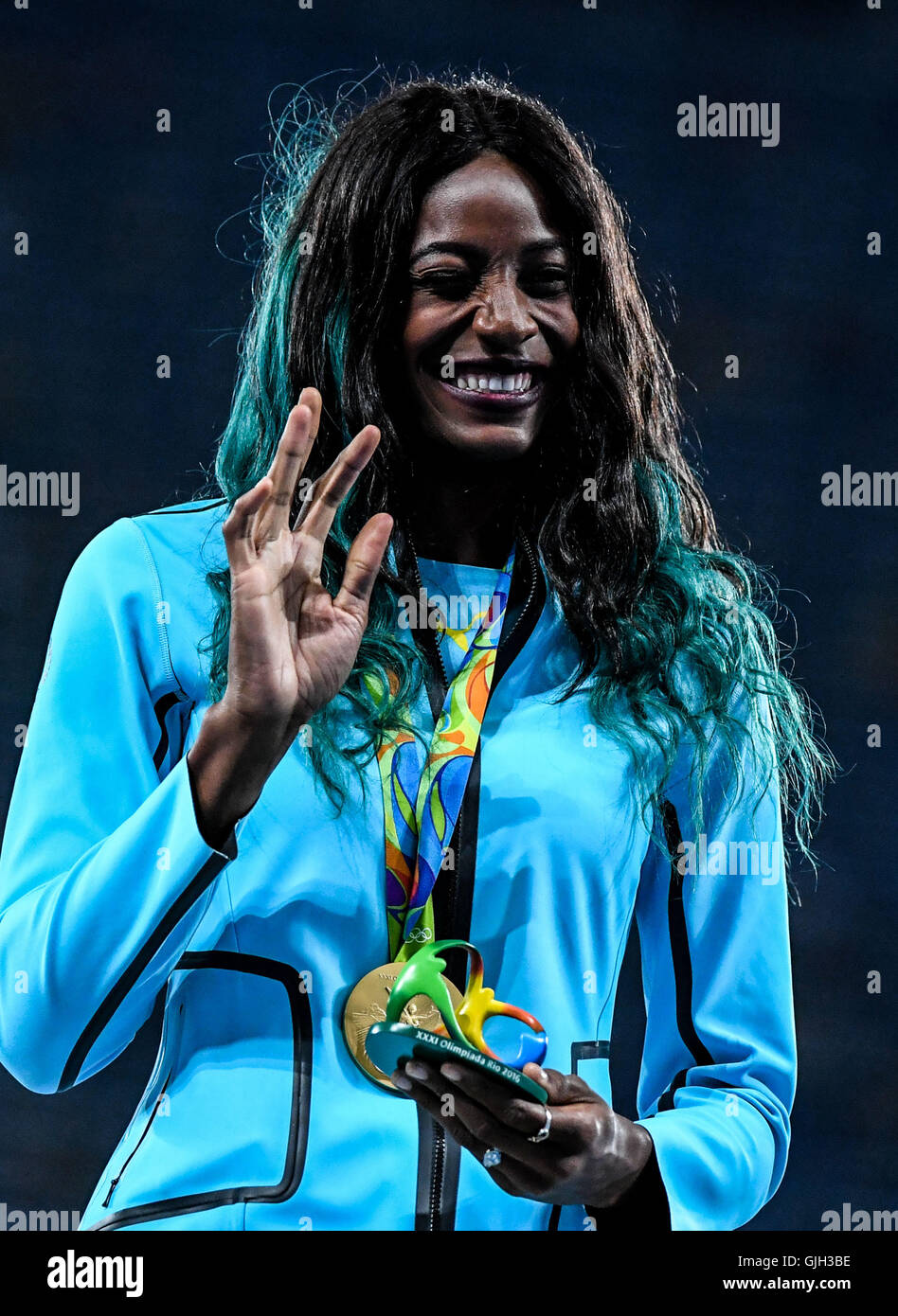 Rio De Janeiro, Brazil. 16th Aug, 2016. Gold medalist Bahamas's Shaunae ...