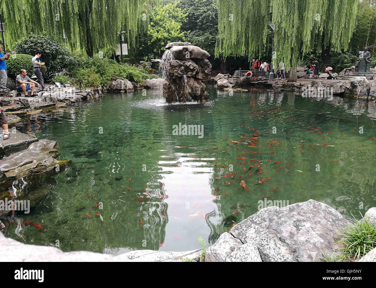 Jinan. 17th Aug, 2016. Photo taken on Aug. 17, 2016 shows the Crescent ...