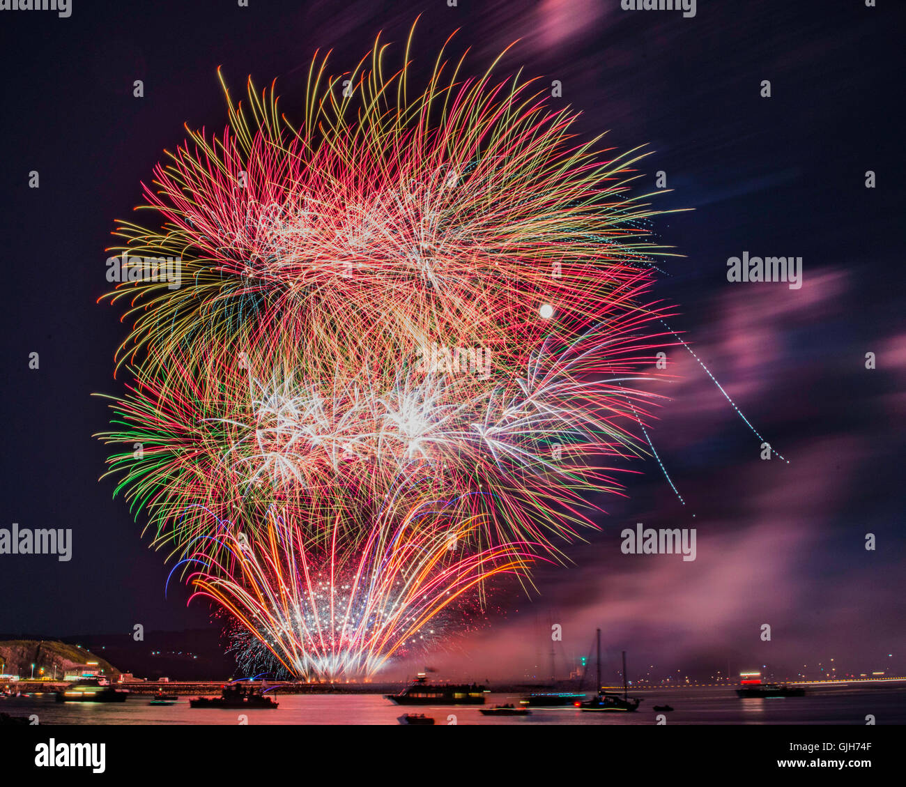 Firework display at British firework Championships in Plymouth, 2016 ...