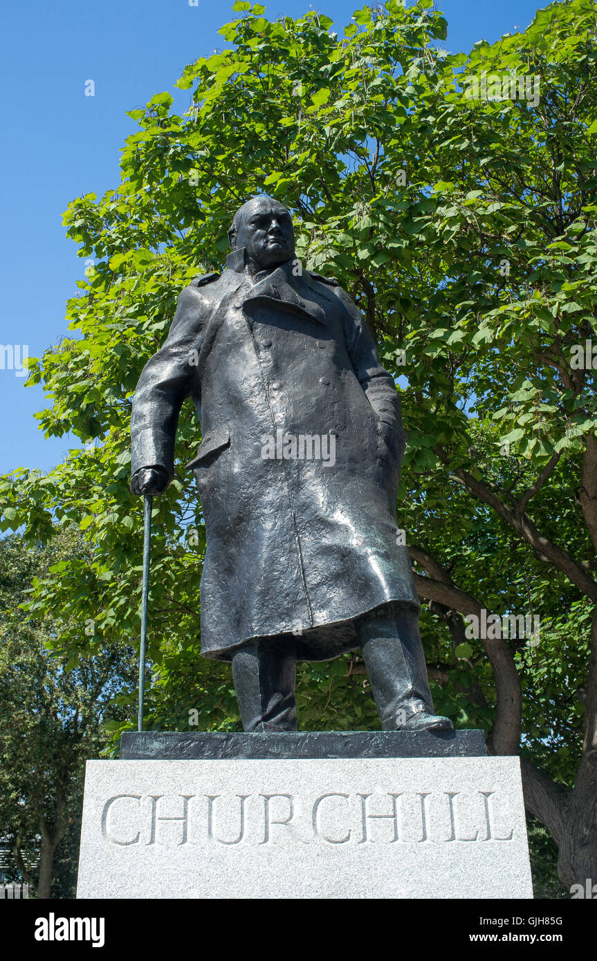 Winston Churchills Statue High Resolution Stock Photography and Images - Alamy