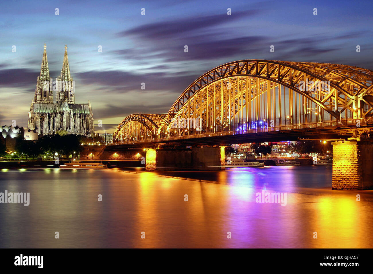 the cologne cathedral Stock Photo - Alamy