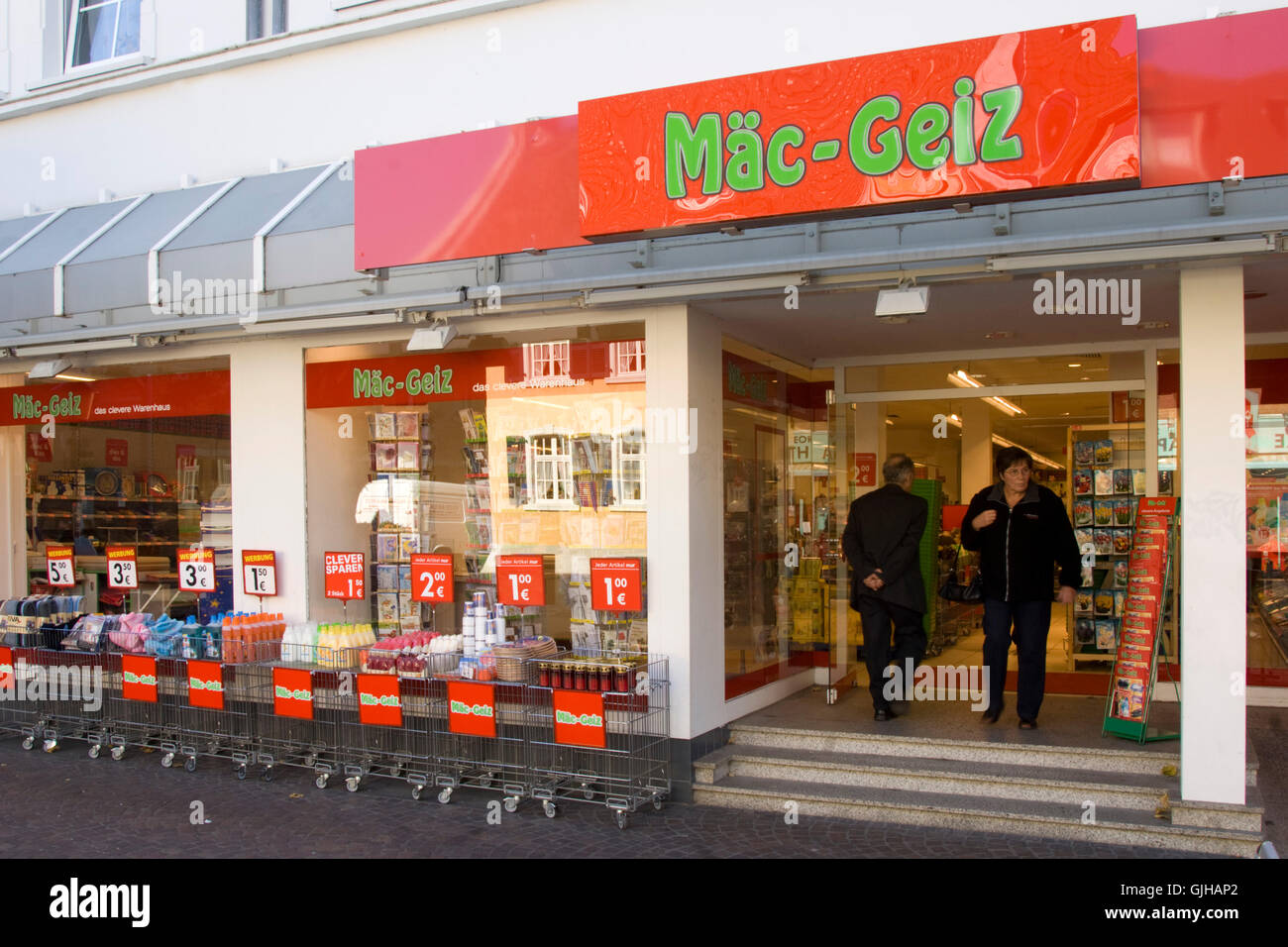 Geiz hi-res stock photography and images - Alamy