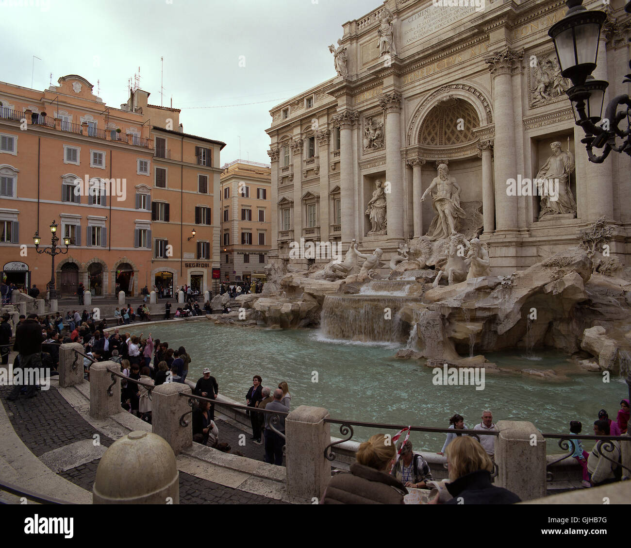 Trevi fountain anita ekberg hi-res stock photography and images - Alamy