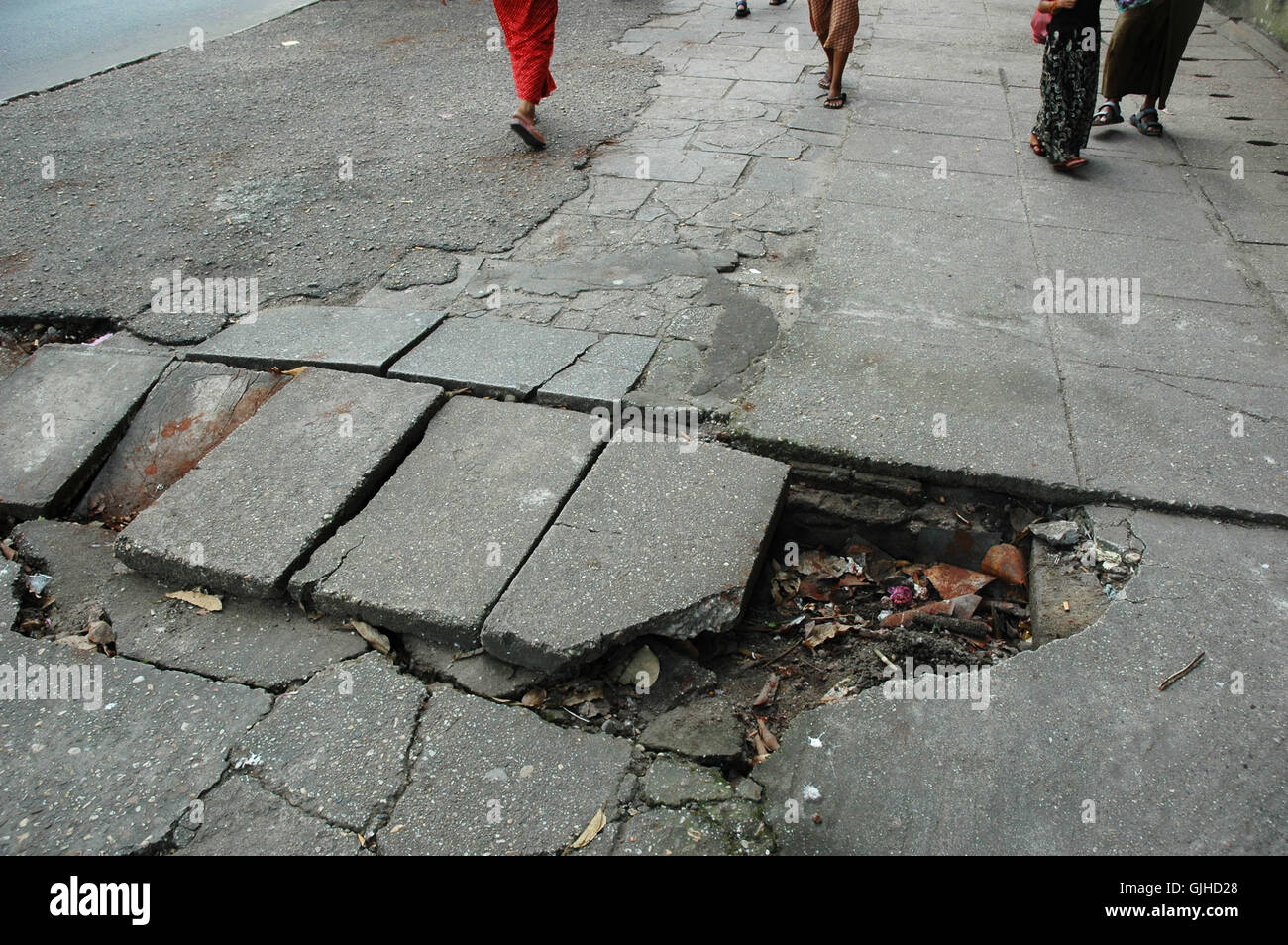 Tar street hi-res stock photography and images - Alamy