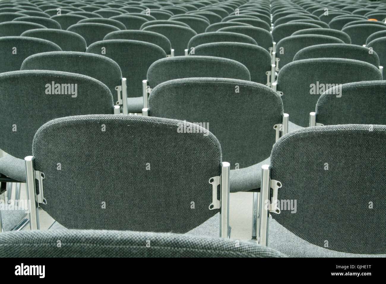Lecture theatre chairs hi-res stock photography and images - Alamy