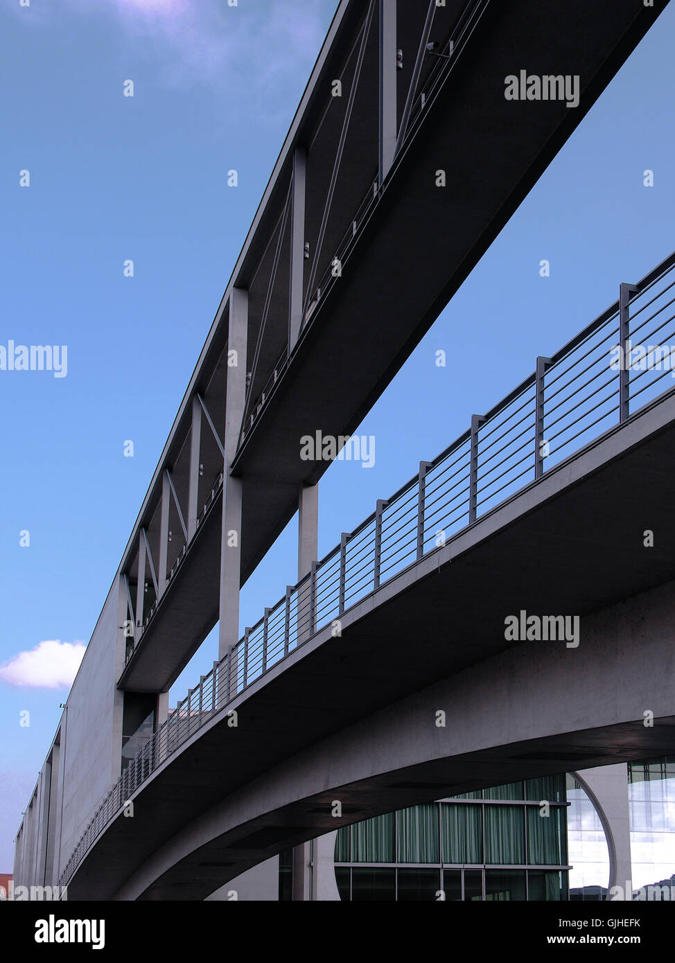 lines diagonal perspective Stock Photo - Alamy