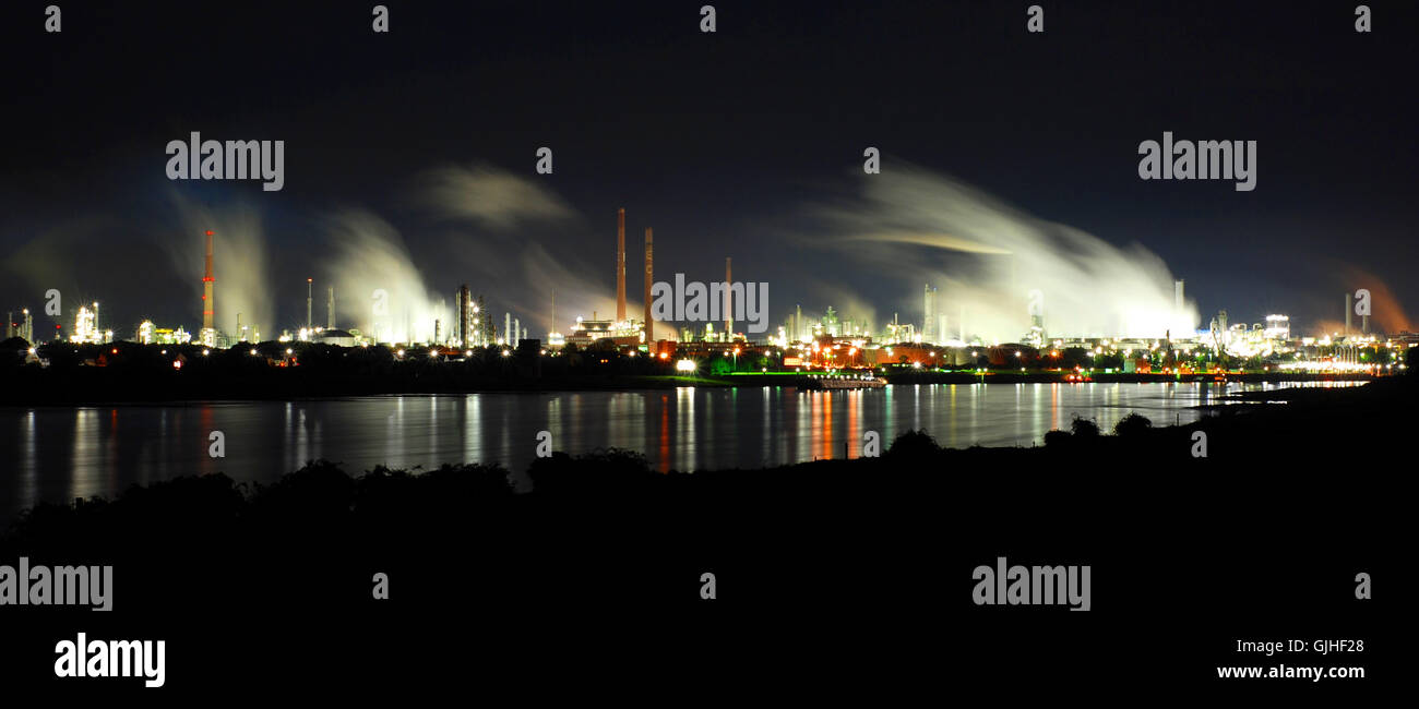 bayer dormagen night Stock Photo - Alamy