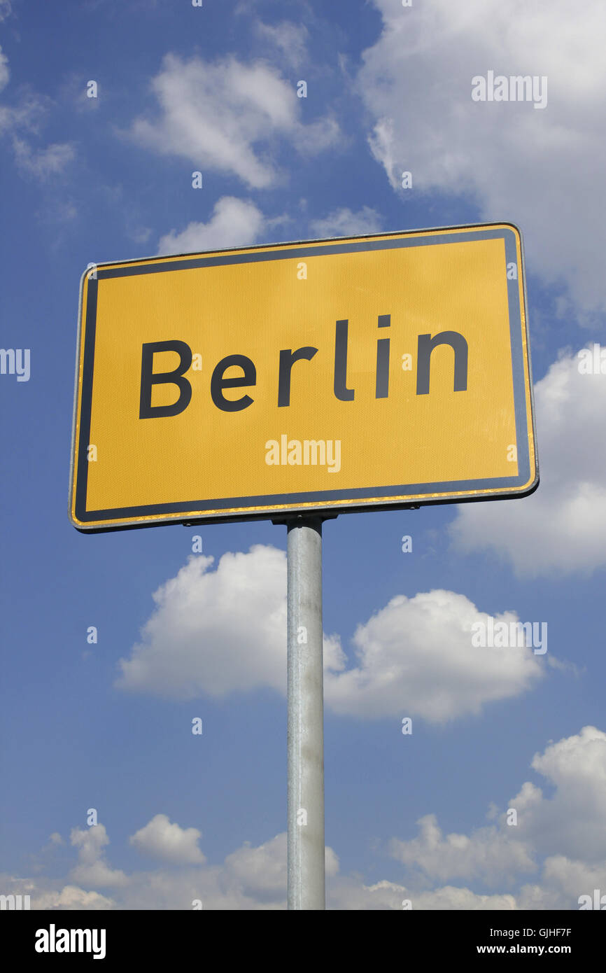 Berlin capital sign signal hi-res stock photography and images - Alamy