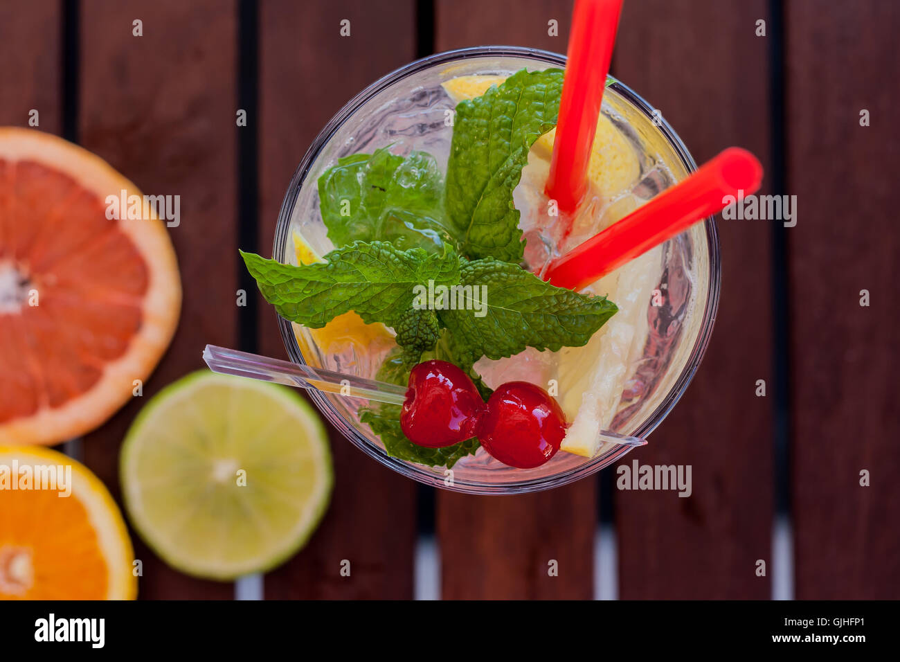 Overhead view of fruit summer cocktail drink Stock Photo - Alamy