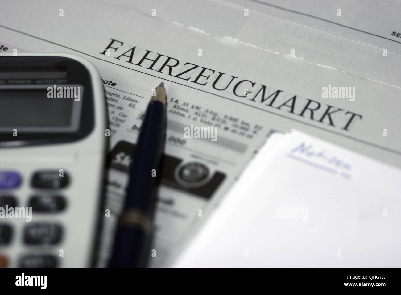 Newspaper truck hi-res stock photography and images - Alamy