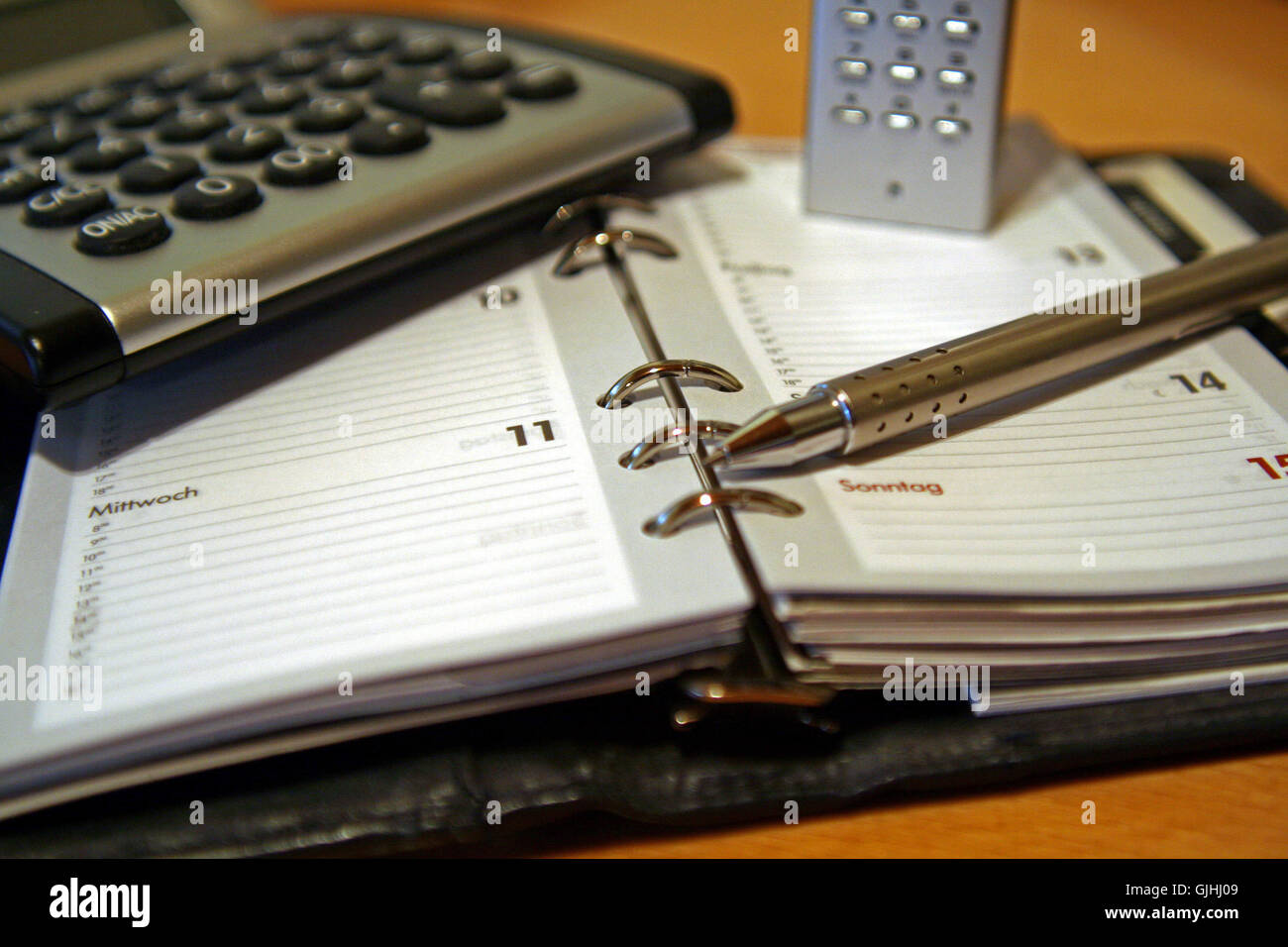 Work essentials hi-res stock photography and images - Alamy