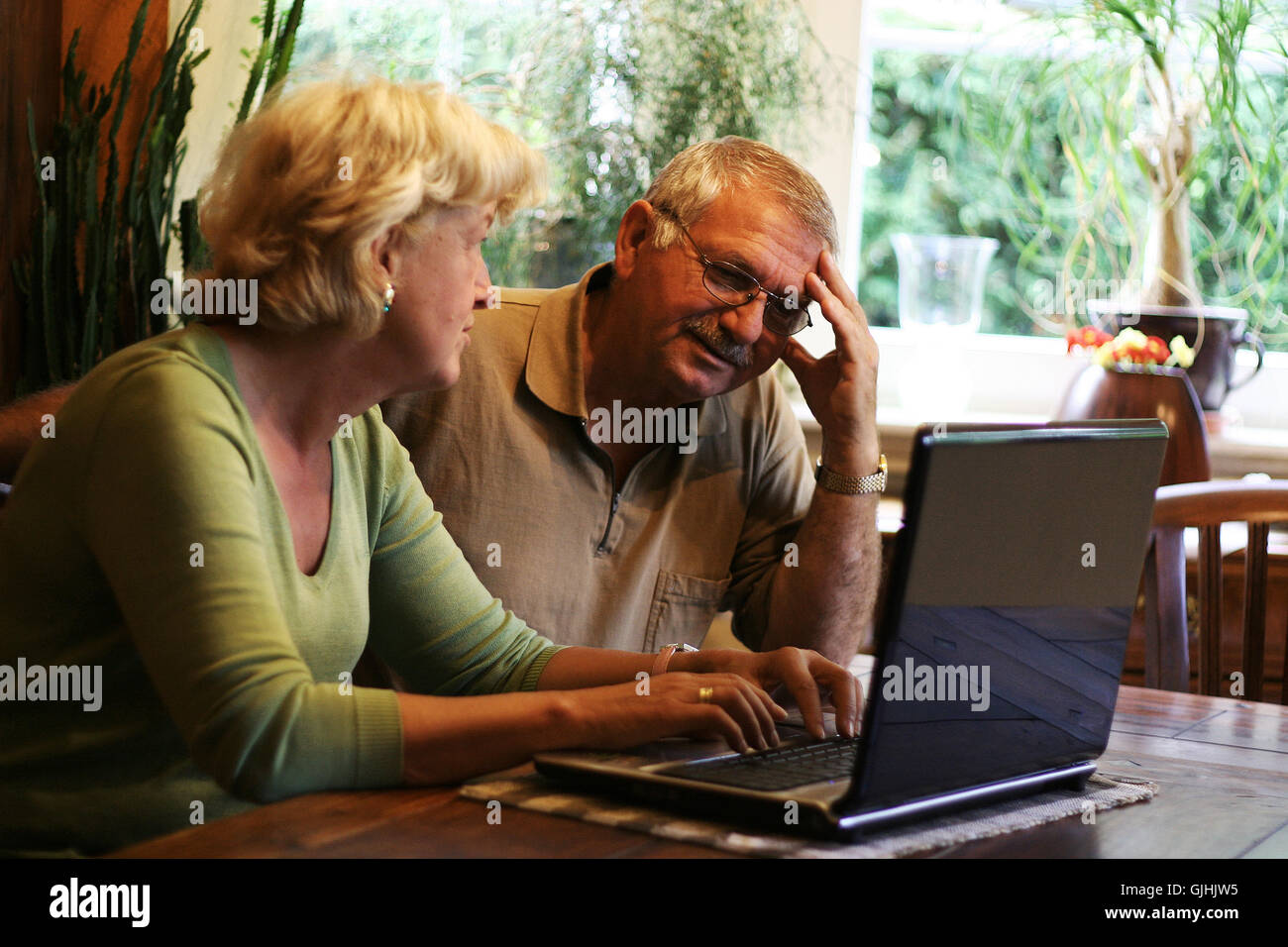 Desperately hi-res stock photography and images - Alamy