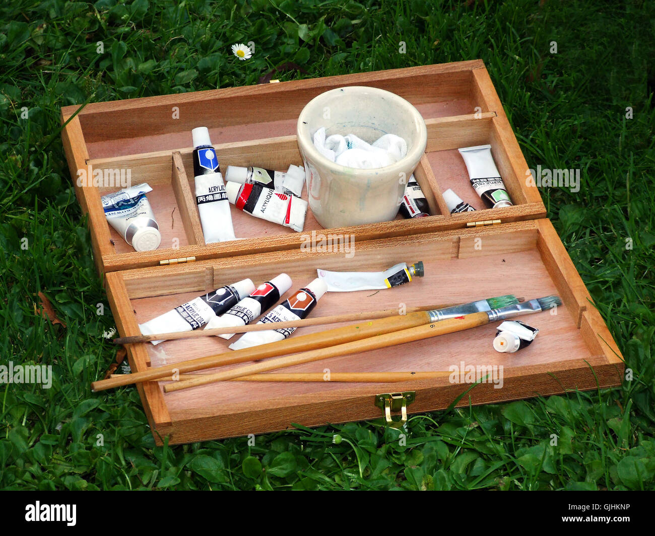 Paint box colours hi-res stock photography and images - Alamy