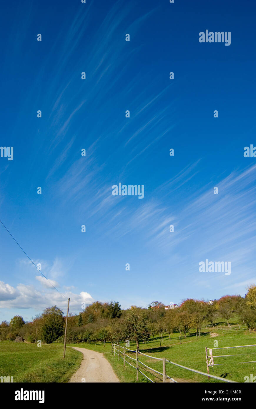 Cloud forecast hi-res stock photography and images - Alamy