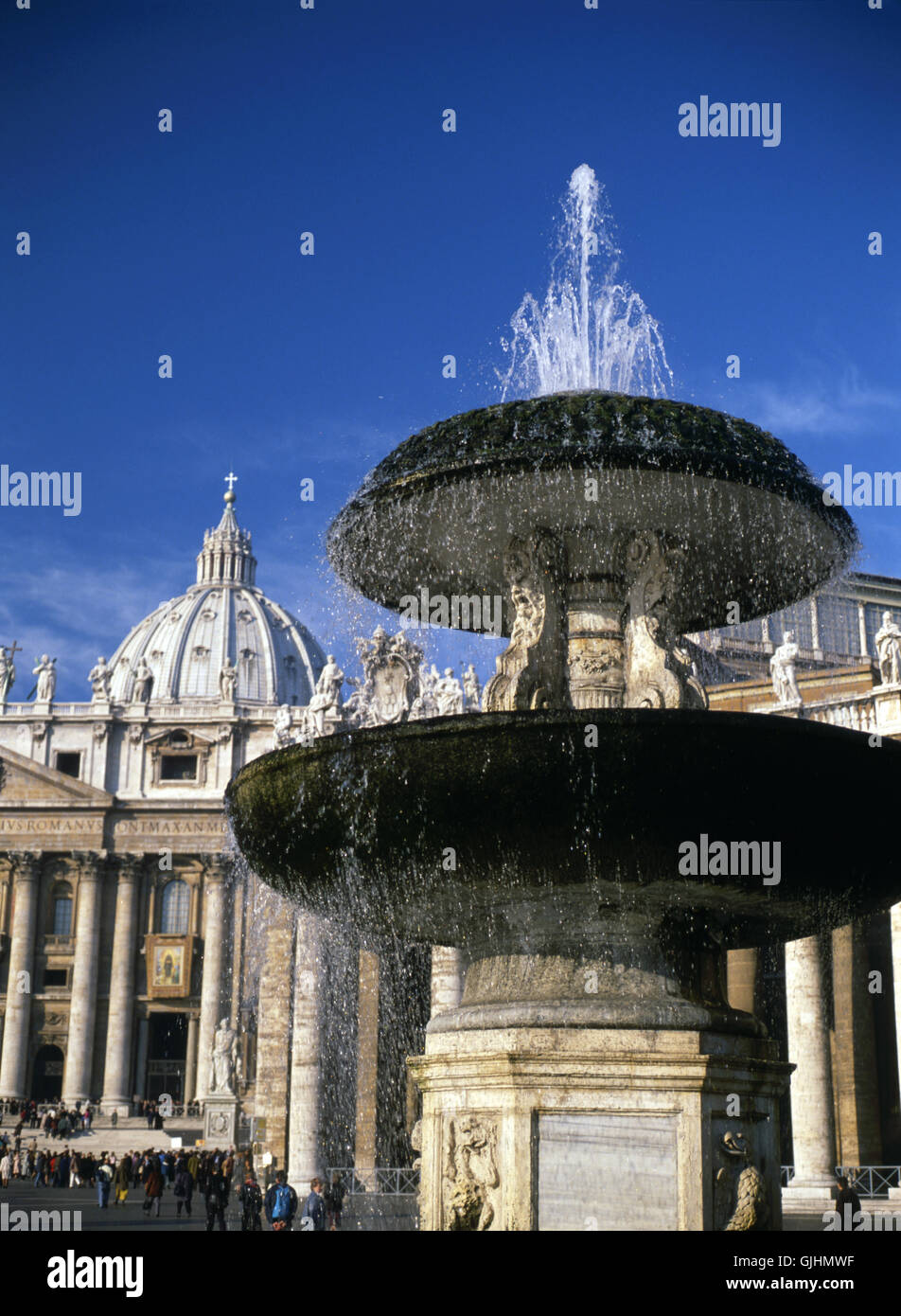 Peters in rome hi-res stock photography and images - Alamy