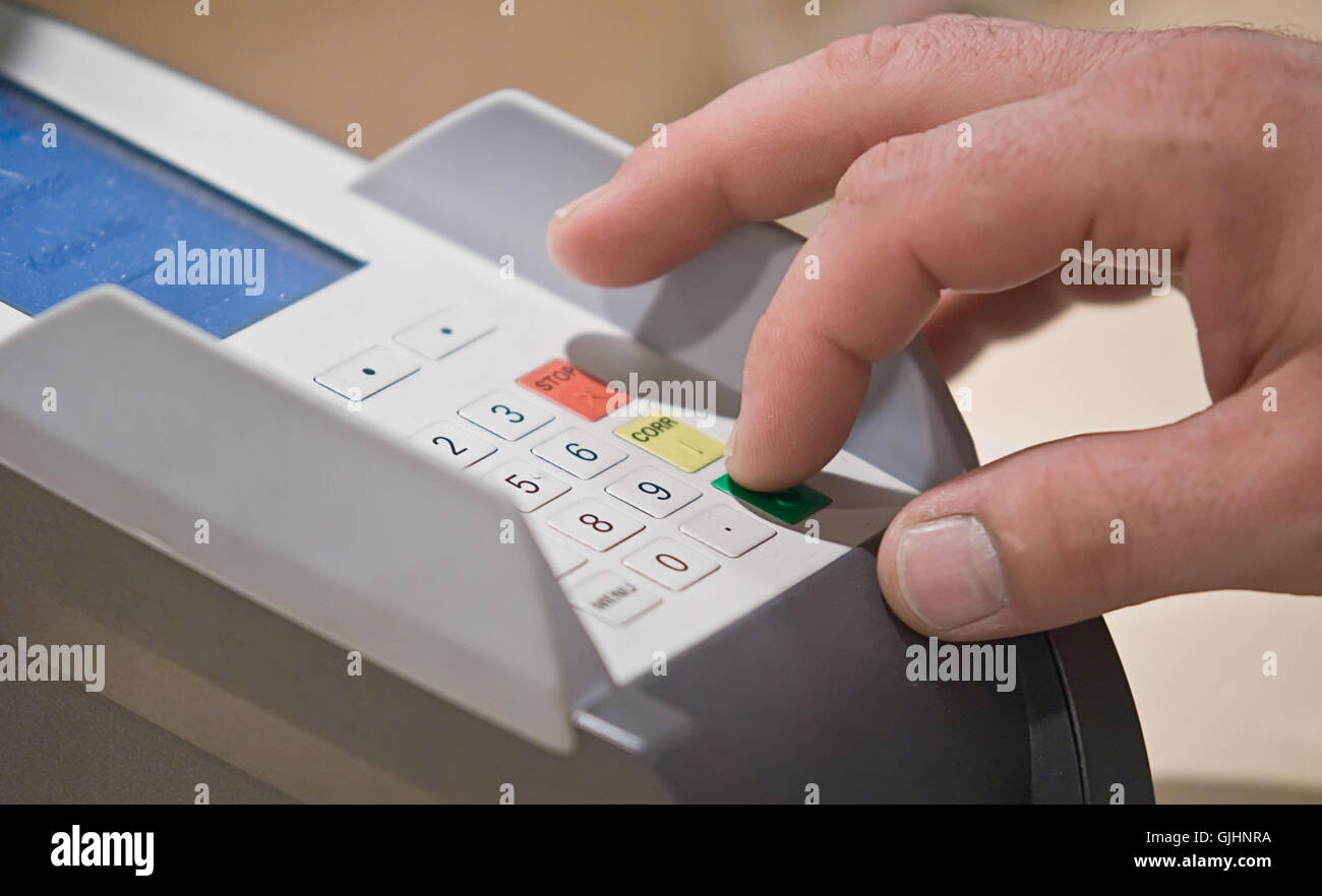 Account confirmation hi-res stock photography and images - Alamy