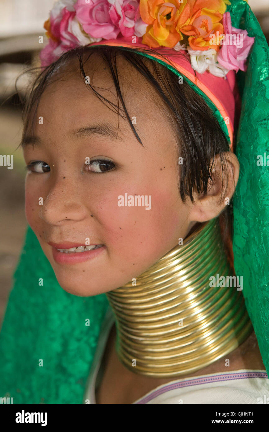 Longneckkaren hi-res stock photography and images - Alamy