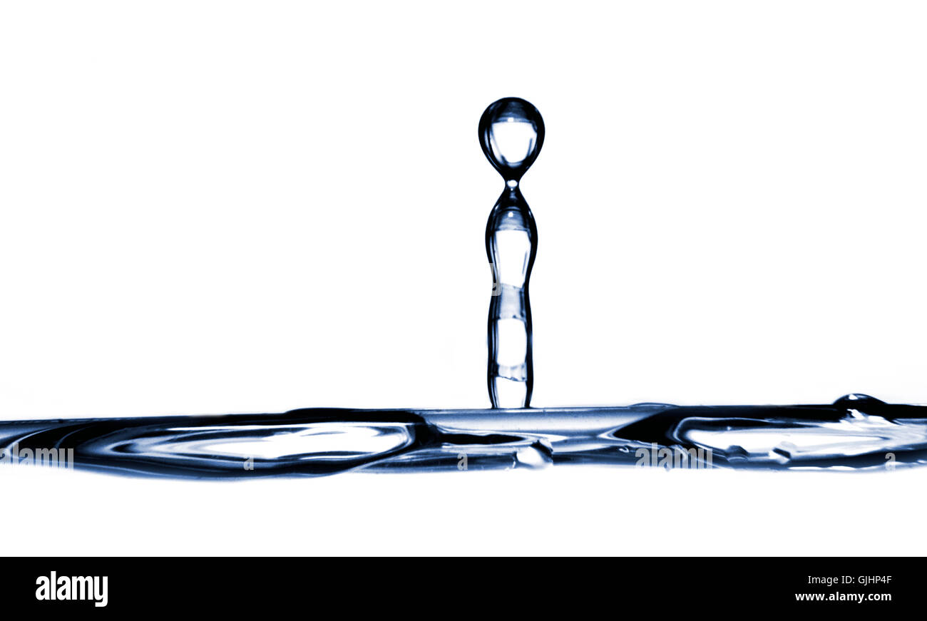Wassertropfen Cut Out Stock Images & Pictures - Alamy
