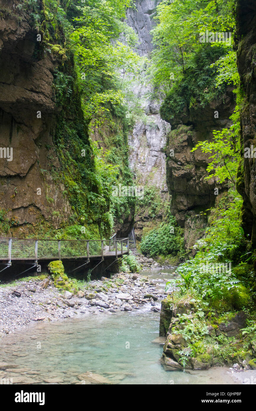 Walkway fence hi-res stock photography and images - Alamy