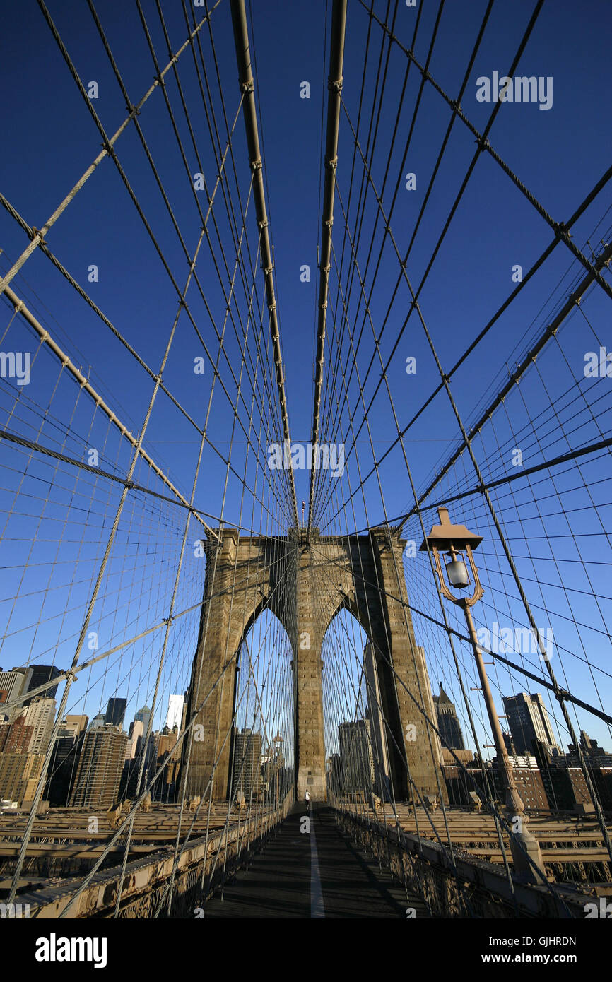 brooklyn bridge with blue sky Stock Photo - Alamy