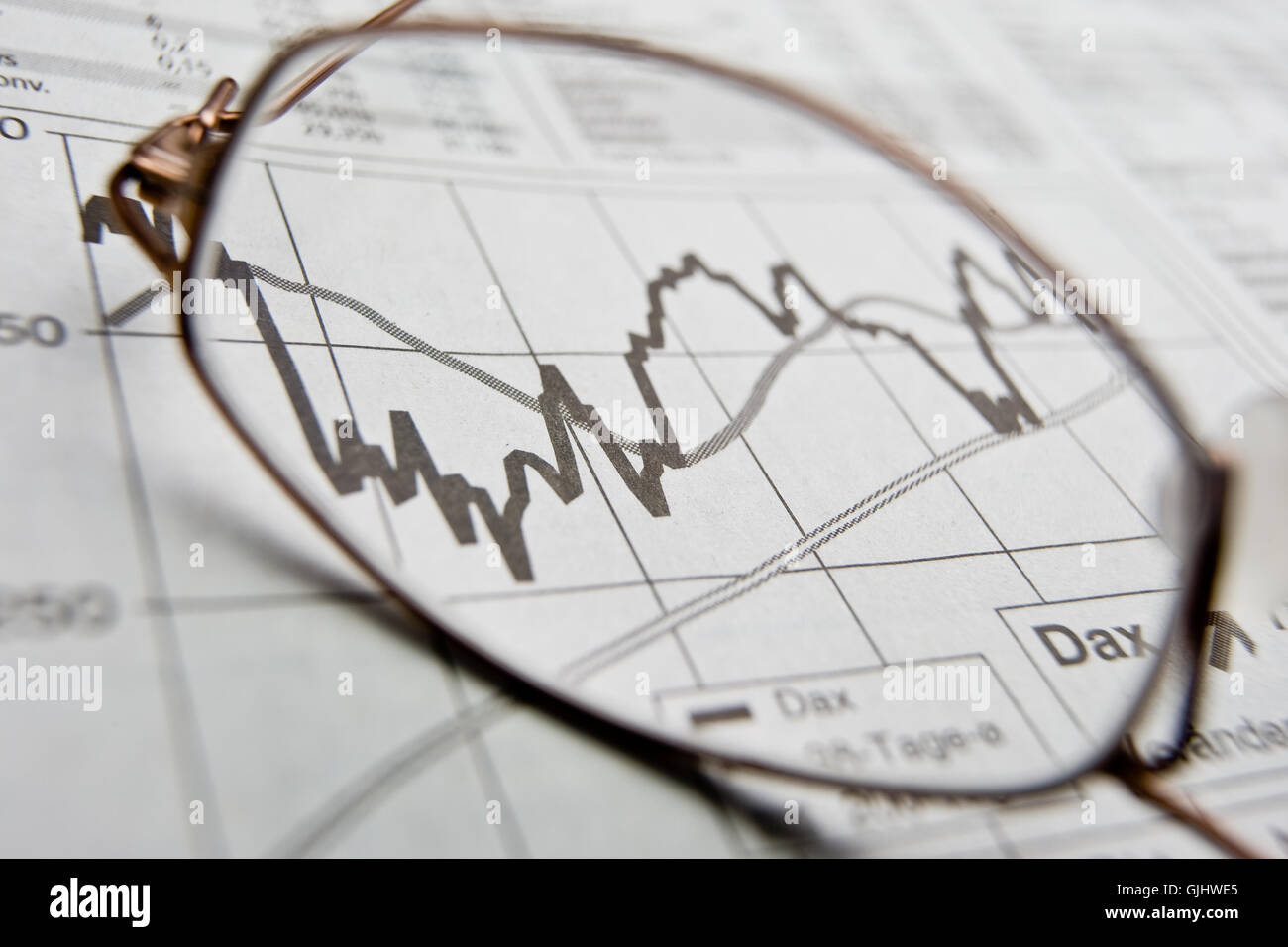 newspaper journal stock exchange Stock Photo - Alamy