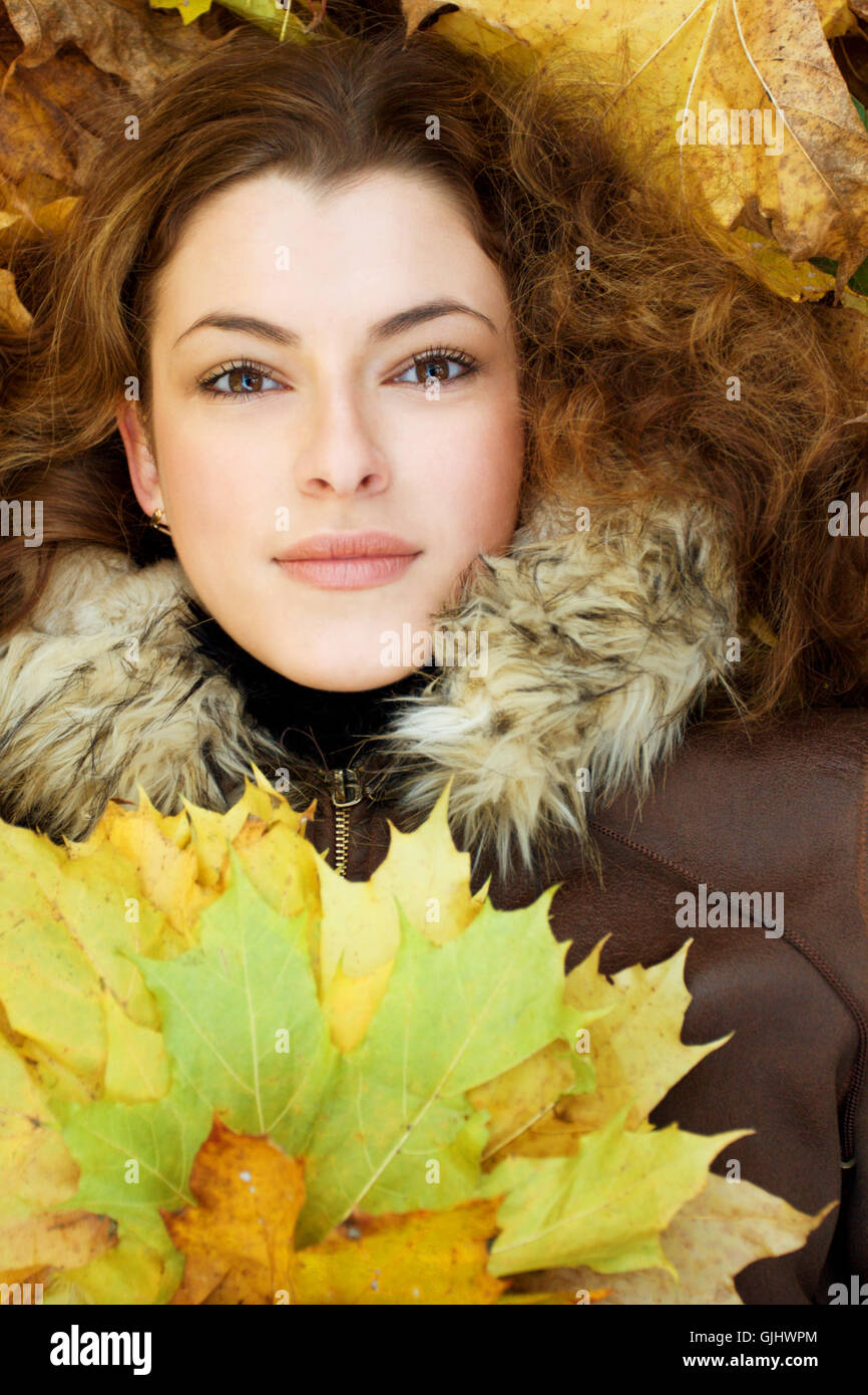 woman outdoor fall Stock Photo - Alamy