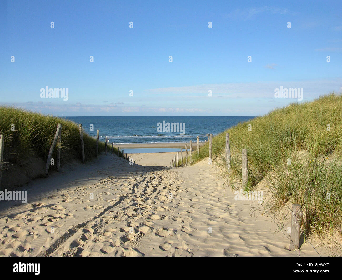 way to the beach Stock Photo - Alamy